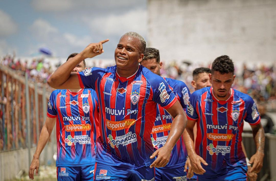 Sergipe anuncia a contratação do atacante Bambam | Ge