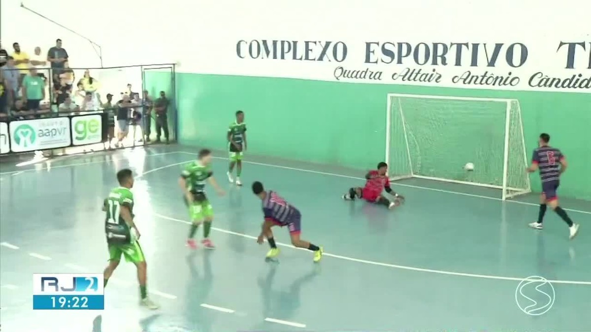 Três Rios goleia Porto Real em casa e vai às semifinais | copa rio sul ...