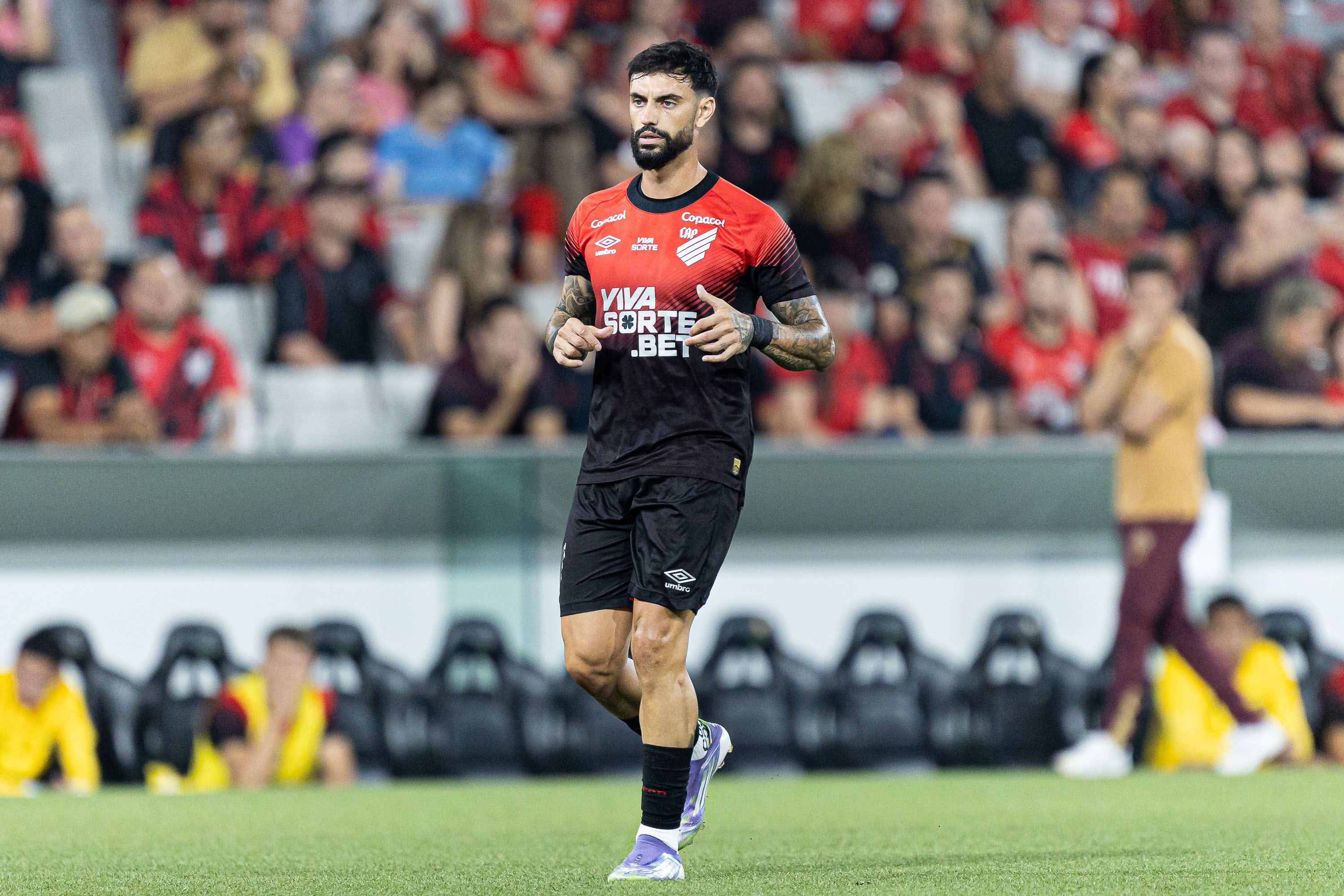 Mastriani fica fora dos planos no Athletico e procura novo clube | Ge