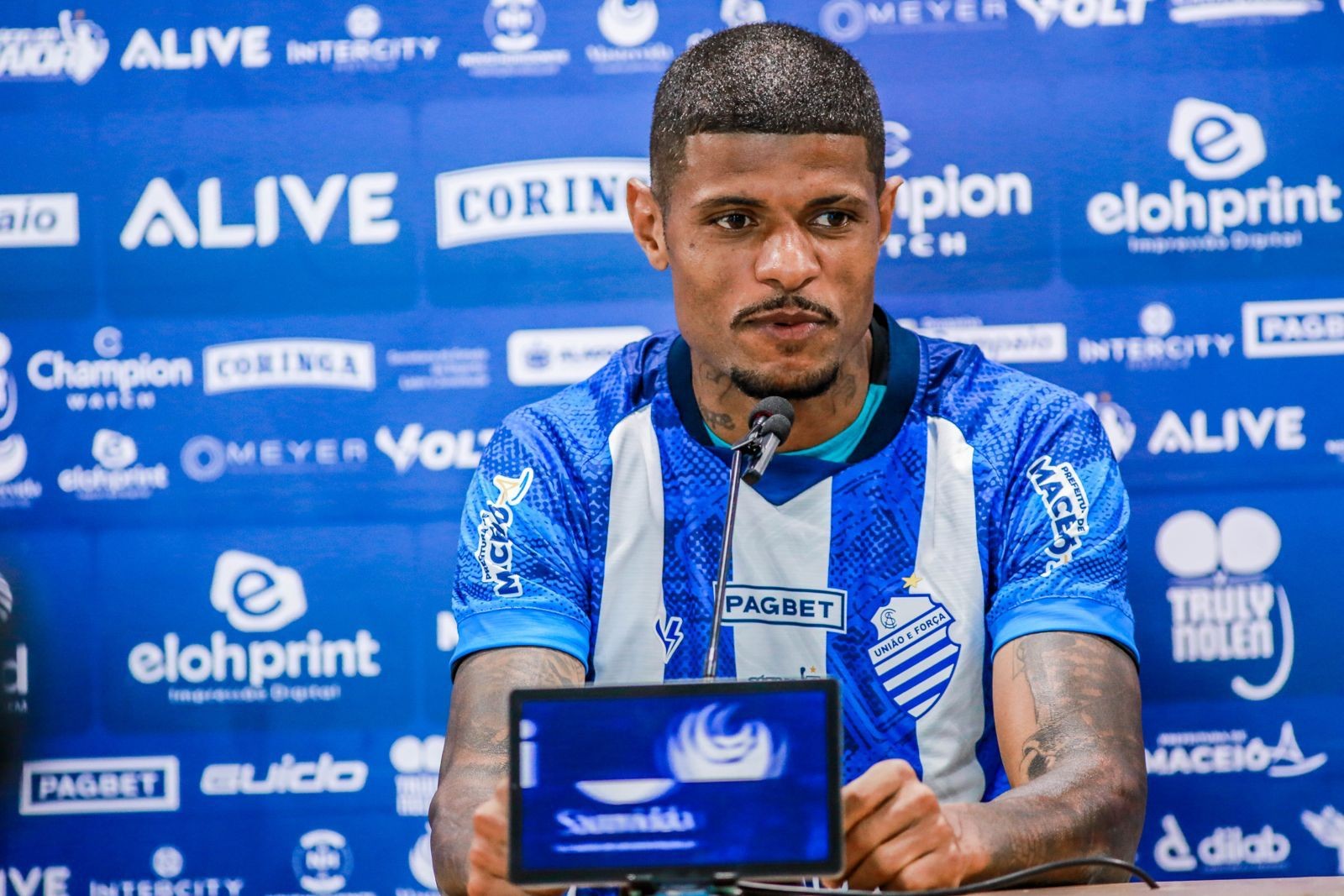 Tiago Marques deve voltar aos treinos do CSA, mas ainda é dúvida para ...