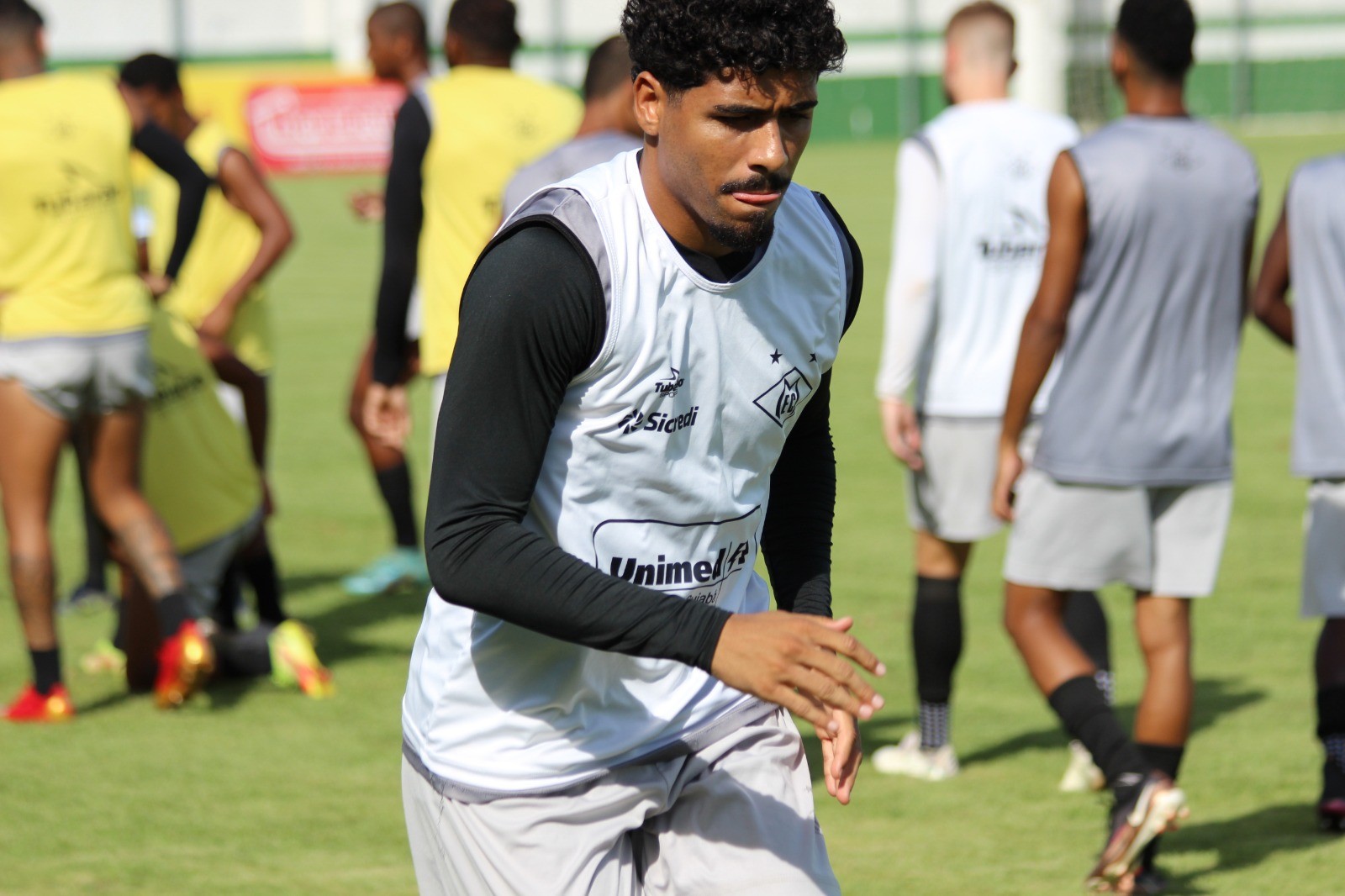 Mixto anuncia contratação do lateral-esquerdo Udson, ex-União de ...