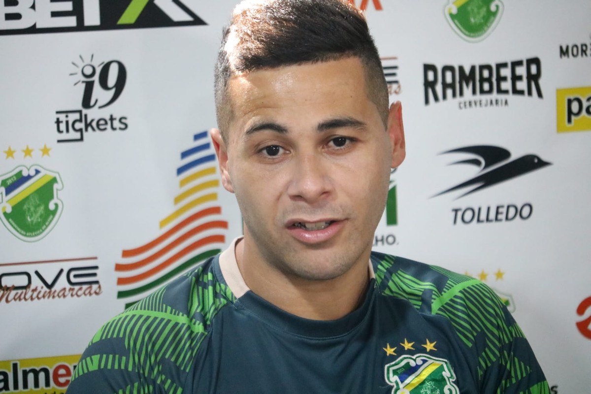 Novo dono da lateral esquerda do Altos, Bruno Collaço mostra adaptação ...