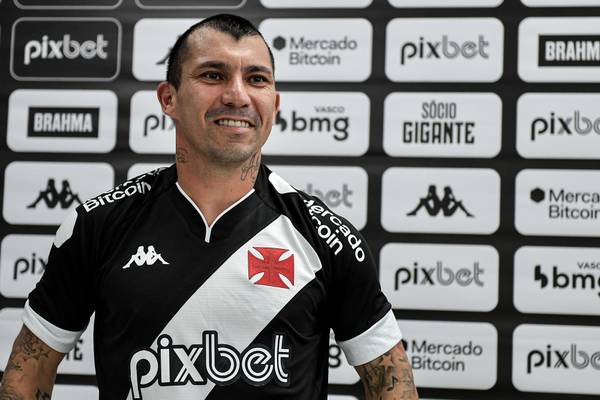 Medel é regularizado na CBF e já pode estrear pelo Vasco | vasco | ge