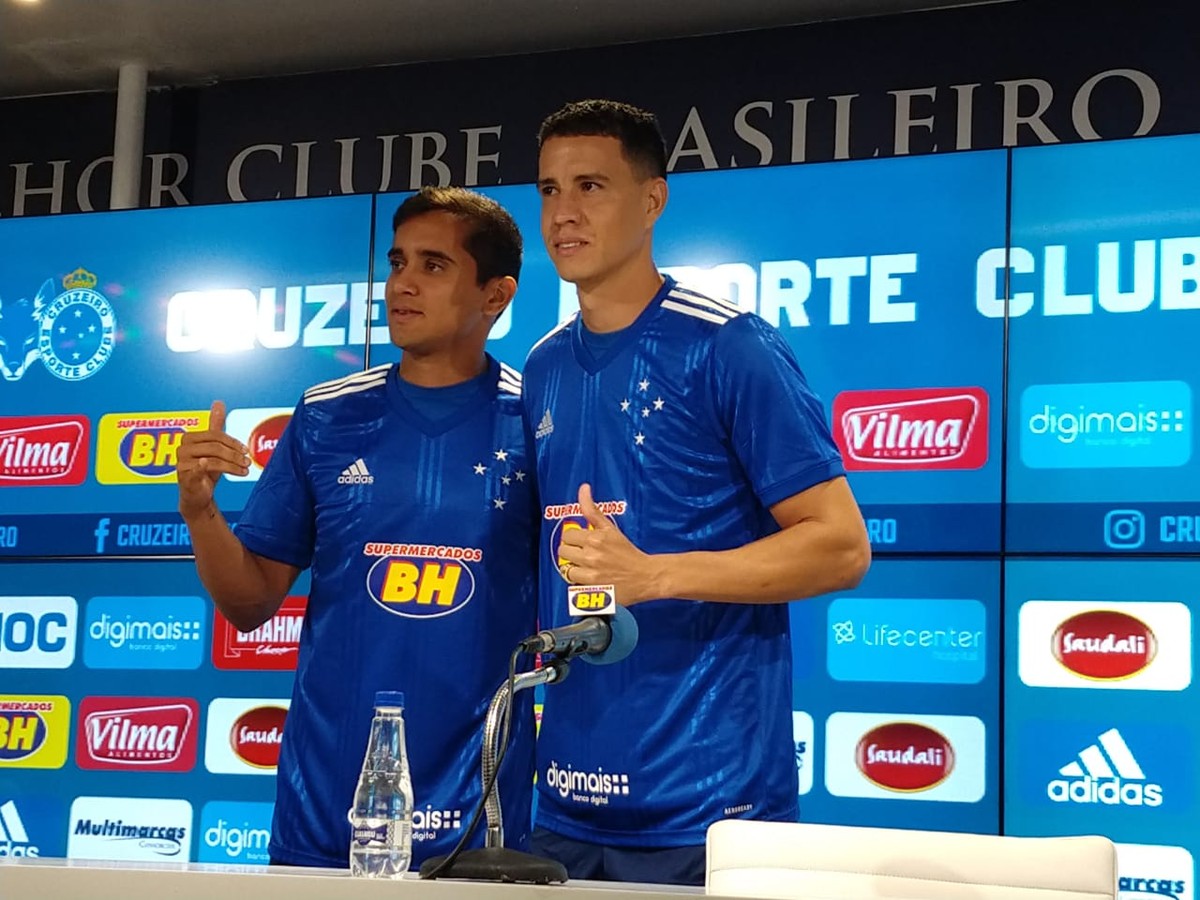 Everton Felipe revela conselho dos pais para fechar com Cruzeiro, e ...