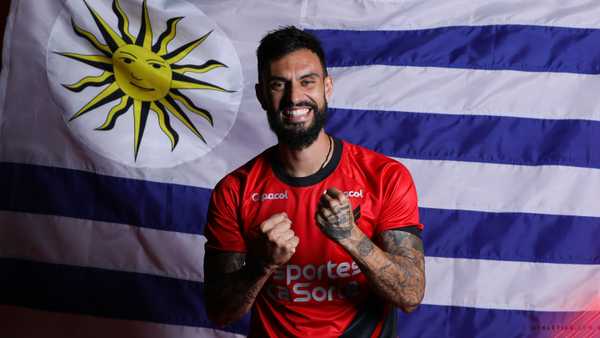 Mastriani Inicia Trajetória No Athletico Escrever História