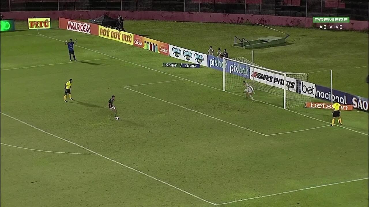 Cobrança de pênalti de Sabino em eliminação do Sport gera zoeira nas ...