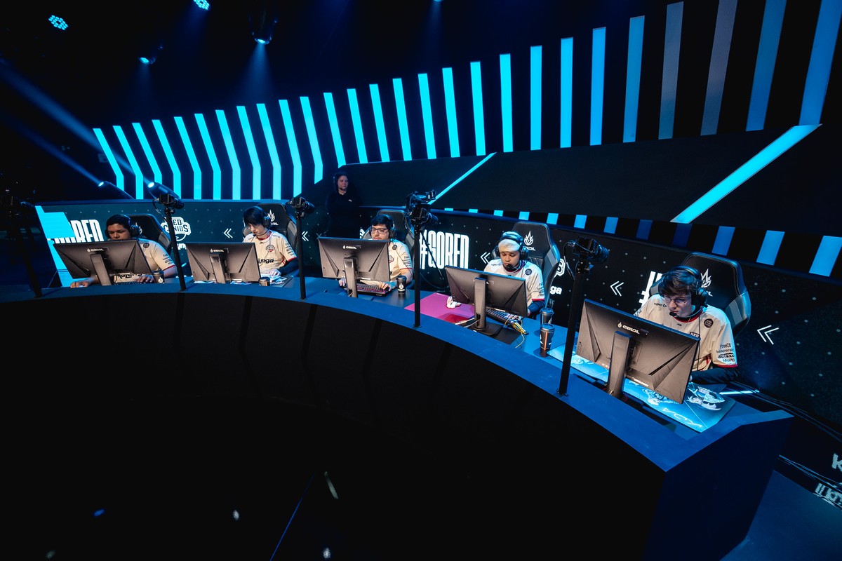 CBLOL: Kalec vê "erros grandes e importantes" em derrotas da RED | lol | ge