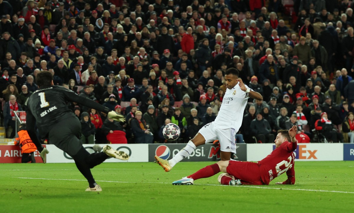 Rodrygo cita viradas do Real Madrid em alerta contra Liverpool na ...