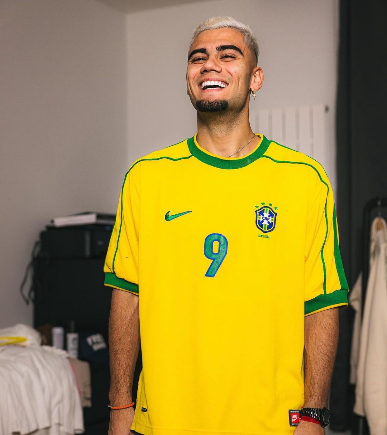 Calejado após cobranças, Andreas celebra volta à Seleção seis anos ...