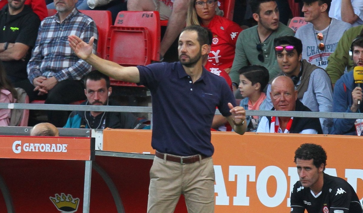 Sevilla confirma a contratação do técnico Pablo Machín, ex-Girona ...