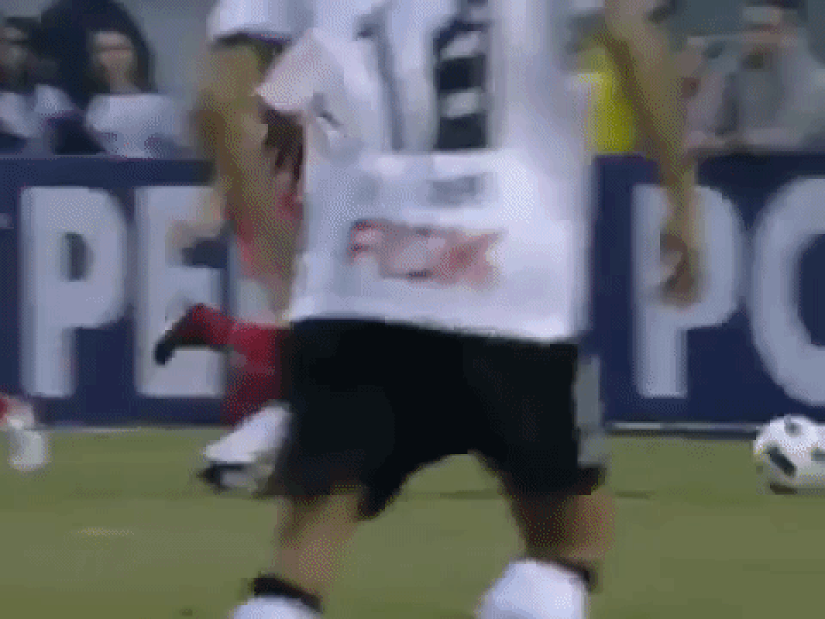 Campeão pelo Corinthians, Danilo se arrisca no Reis e Rainhas dos ...