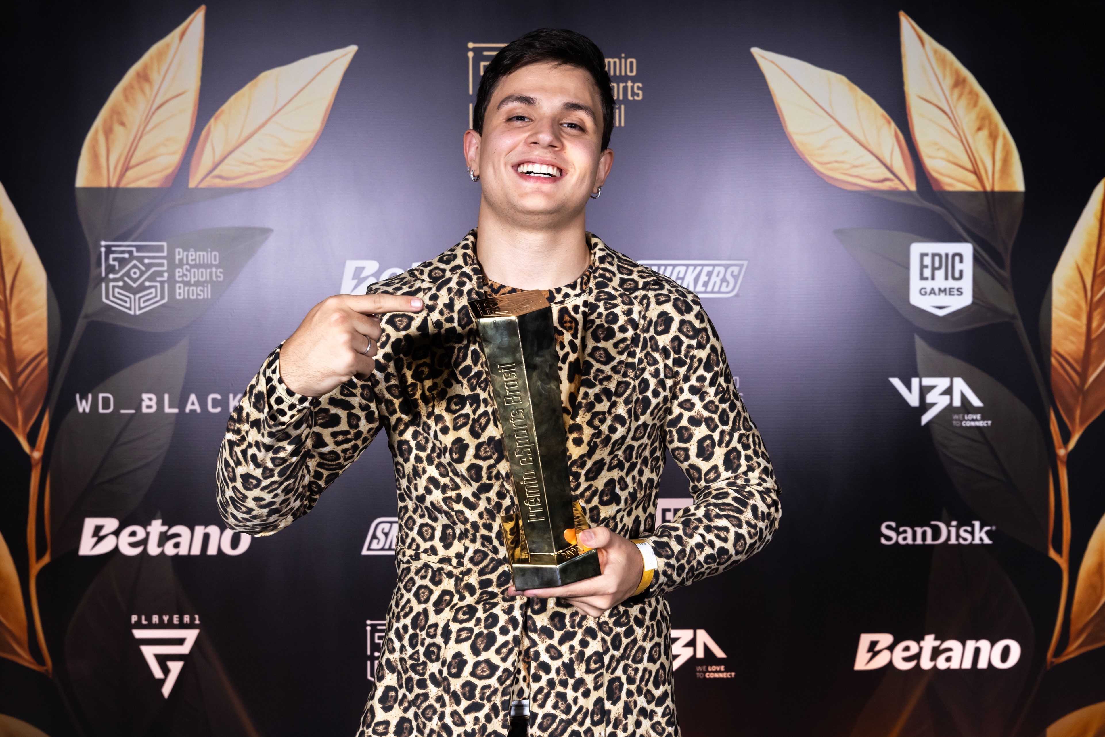 Melhor streamer, Paulinho vibra: 