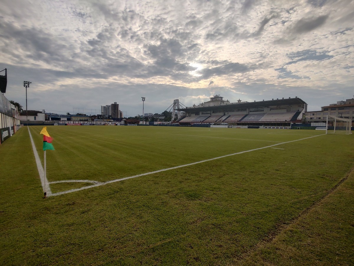 Brusque x Confiança: onde assistir ao vivo, horário e escalações ...