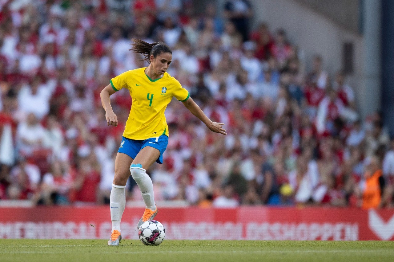 Rafaelle acerta com o Orlando Pride para ser a quarta brasileira do ...