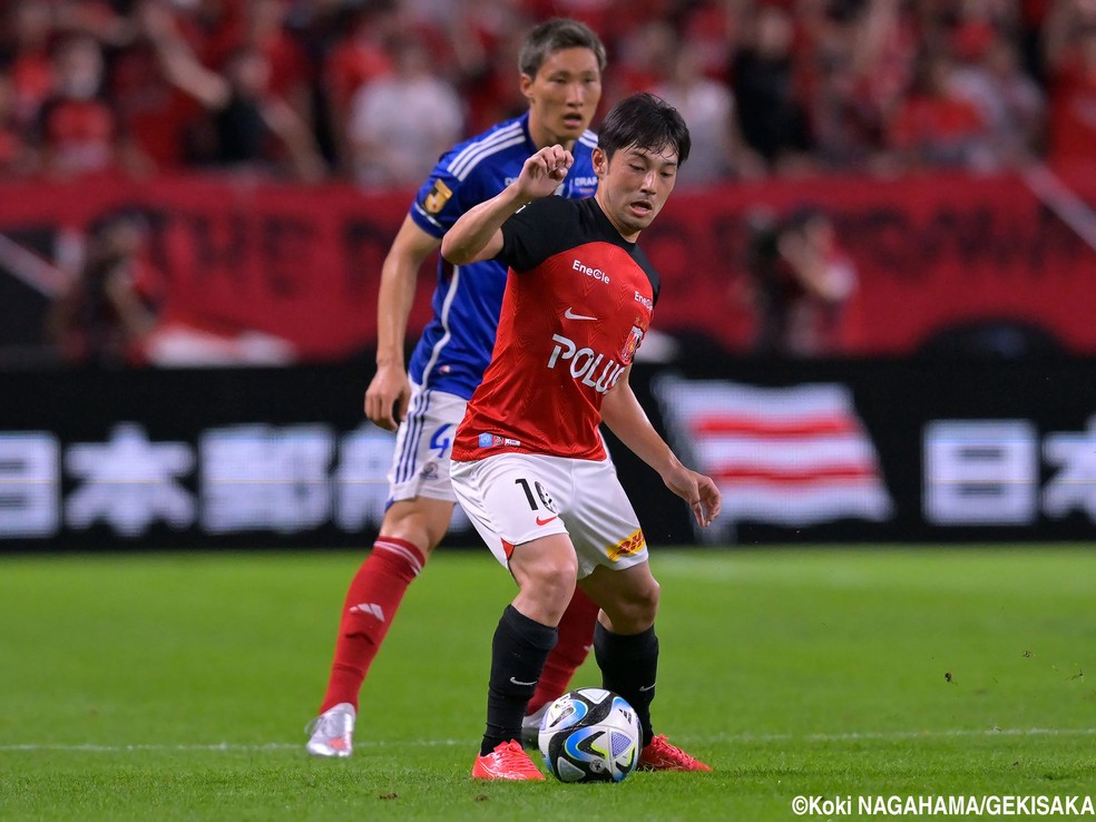 Na primeira partida pelo Nagoya Grampus, Jô conduz time à vitória com👺 ...