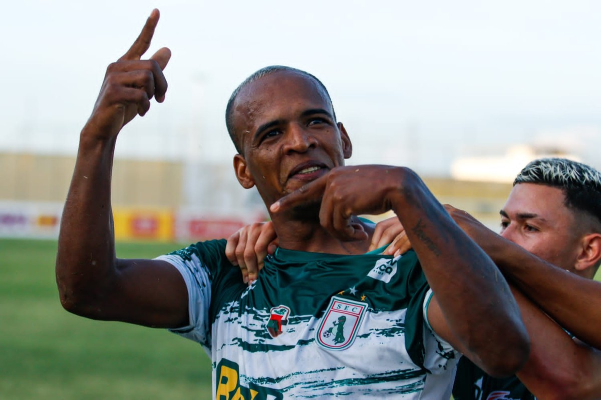 Treze e Nacional de Patos têm interesse em contratar Daniel Costa ...