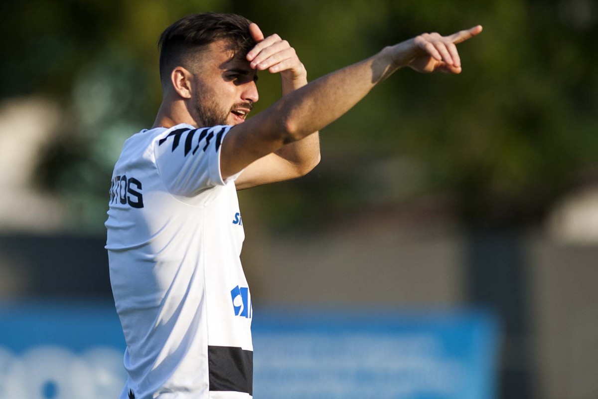 Rafael Longuine, do Santos, entra na mira de três clubes; Caju deve ir ...