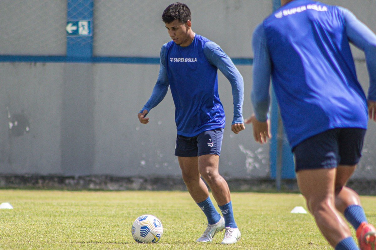 Lucas Gabriel avalia período sem jogos do Confiança: “Acho que tem dois ...