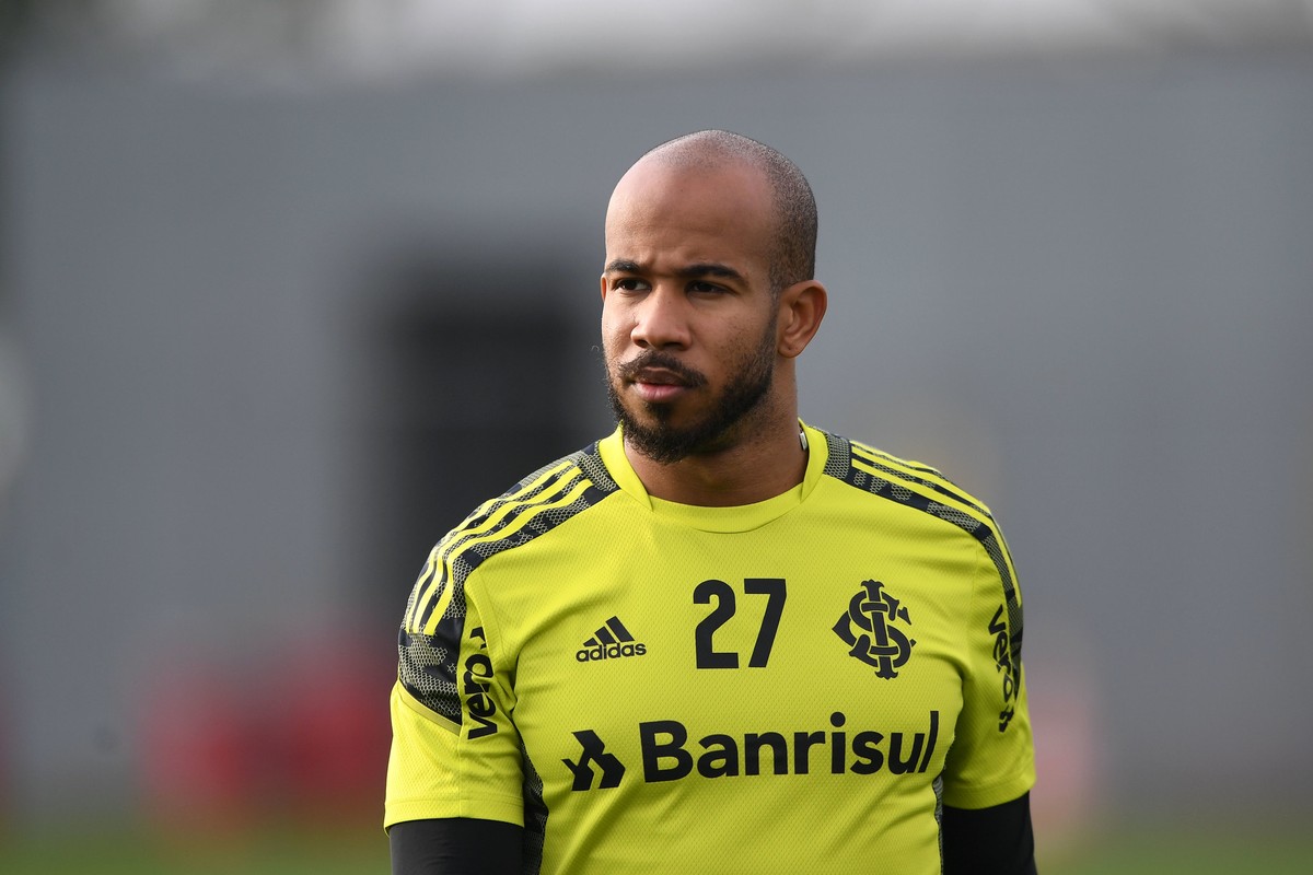 Criticado pela torcida, Patrick conta com respaldo em números e ...