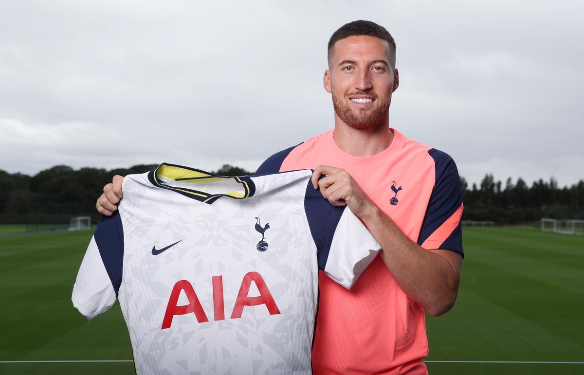 Tottenham anuncia reforço Matt Doherty e obriga jogador a deletar posts ...