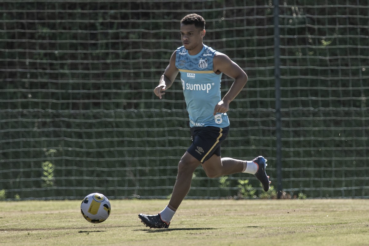 Sandry descarta favoritismo e aposta em grande jogo do Santos contra o ...