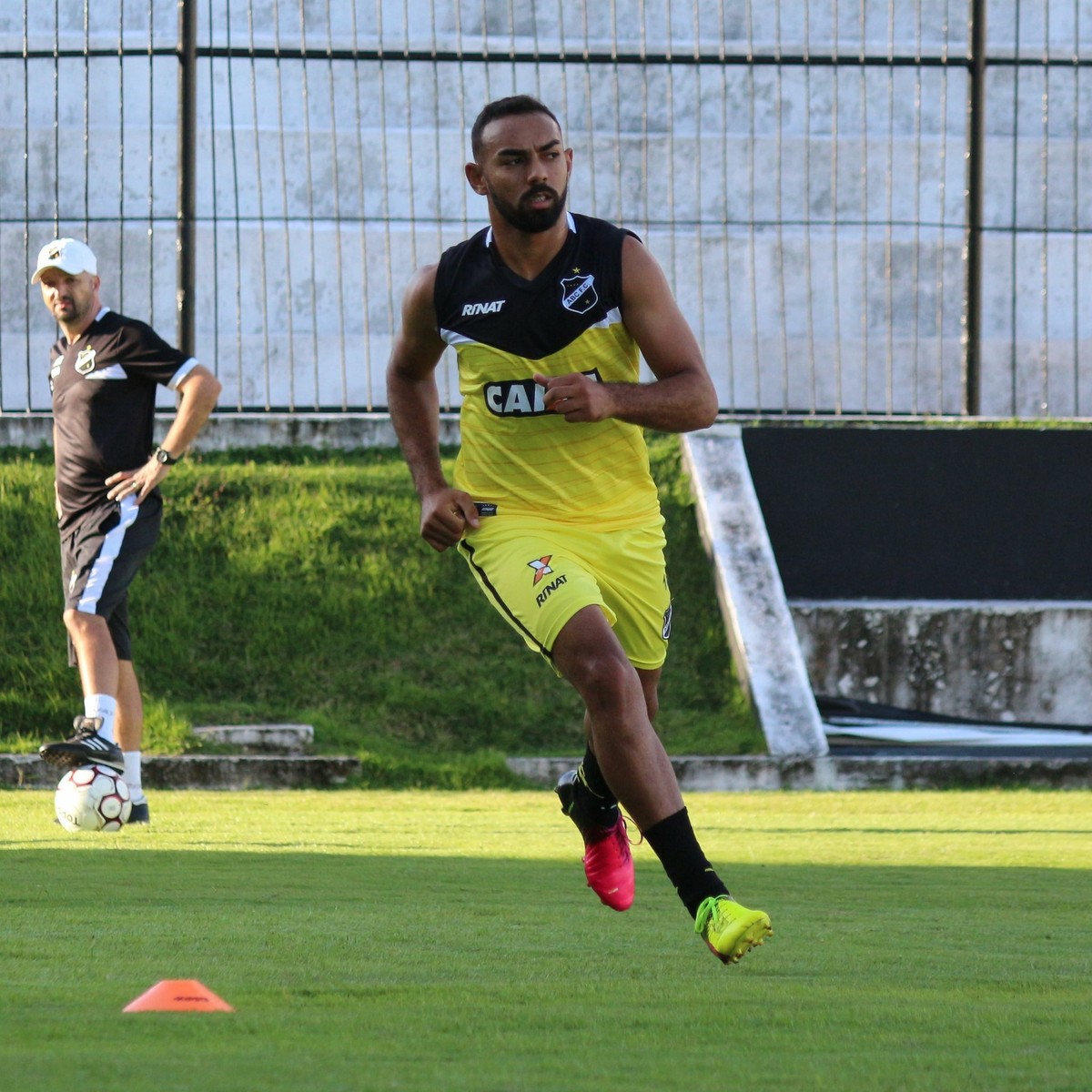 ABC reintegra Dalberto e anuncia três reforços para sequência da Série ...