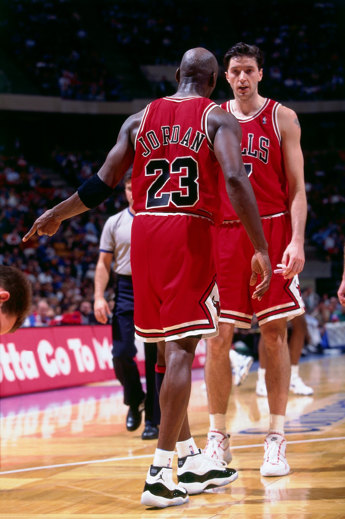 Na NBA House, Toni Kukoc compara sua época com o basquete atual e fala ...