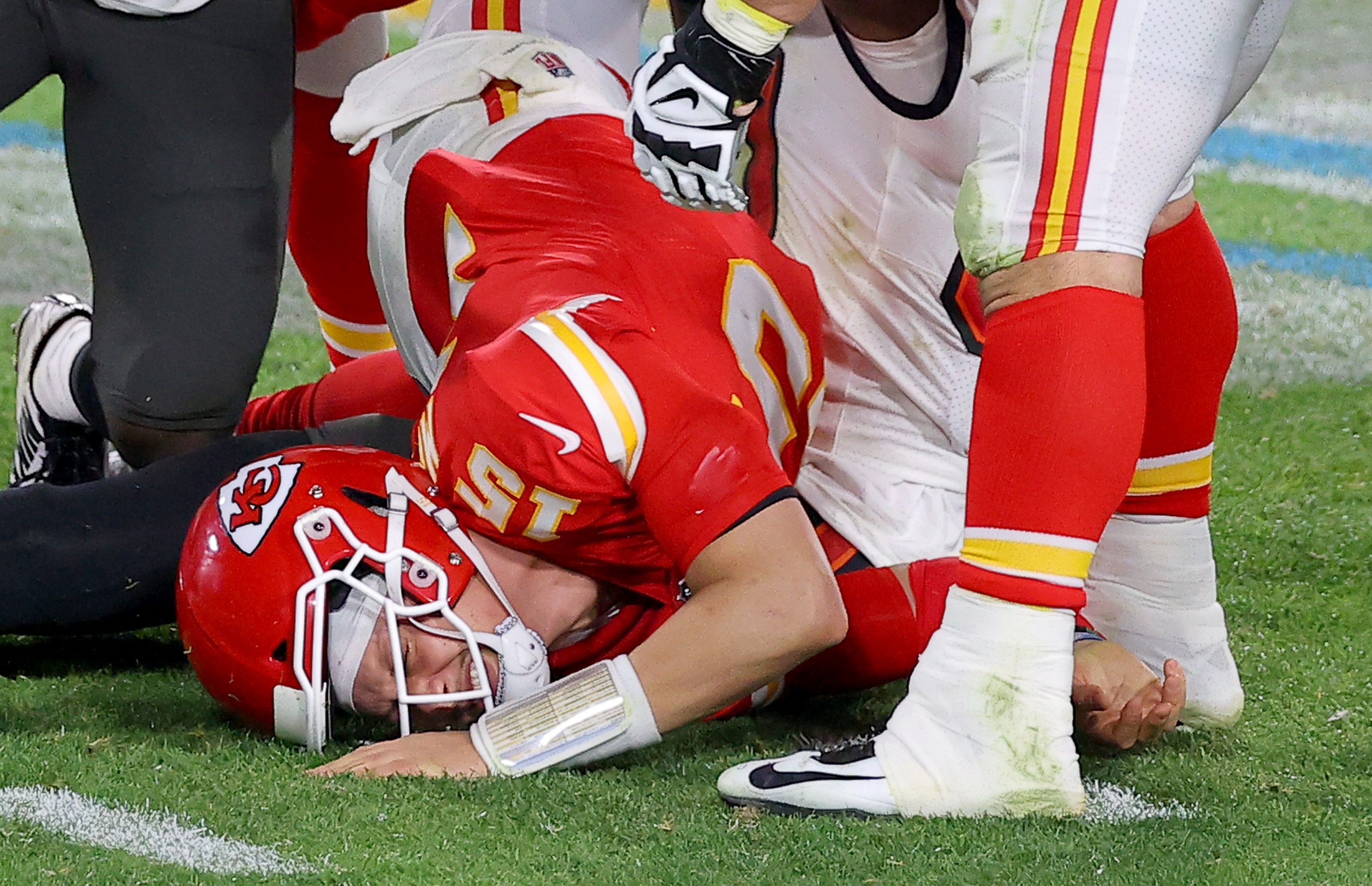 Após a derrota no Super Bowl, Patrick Mahomes passará por cirurgia no dedo do pé | futebol ...