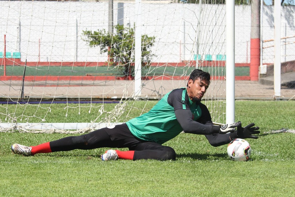 Hercílio Luz se reapresenta com foco no jogo da volta das semifinais ...