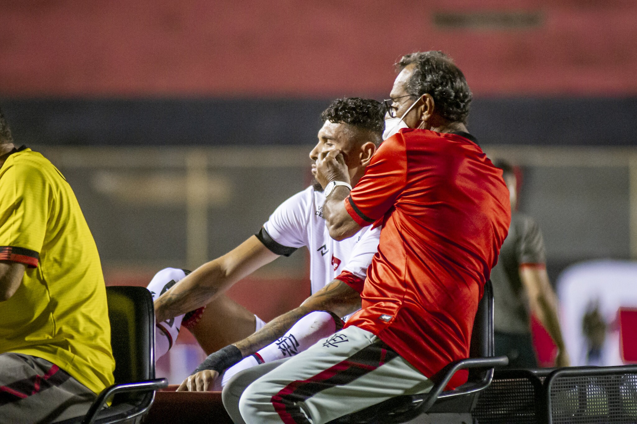 Wagner diz que ainda não definiu ataque e lembra lição em derrotas para ...