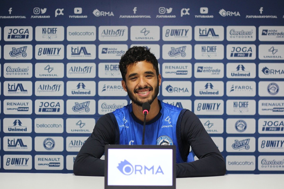 Robertinho volta ao Tubarão após empréstimo e diz que crise no Figueira ...