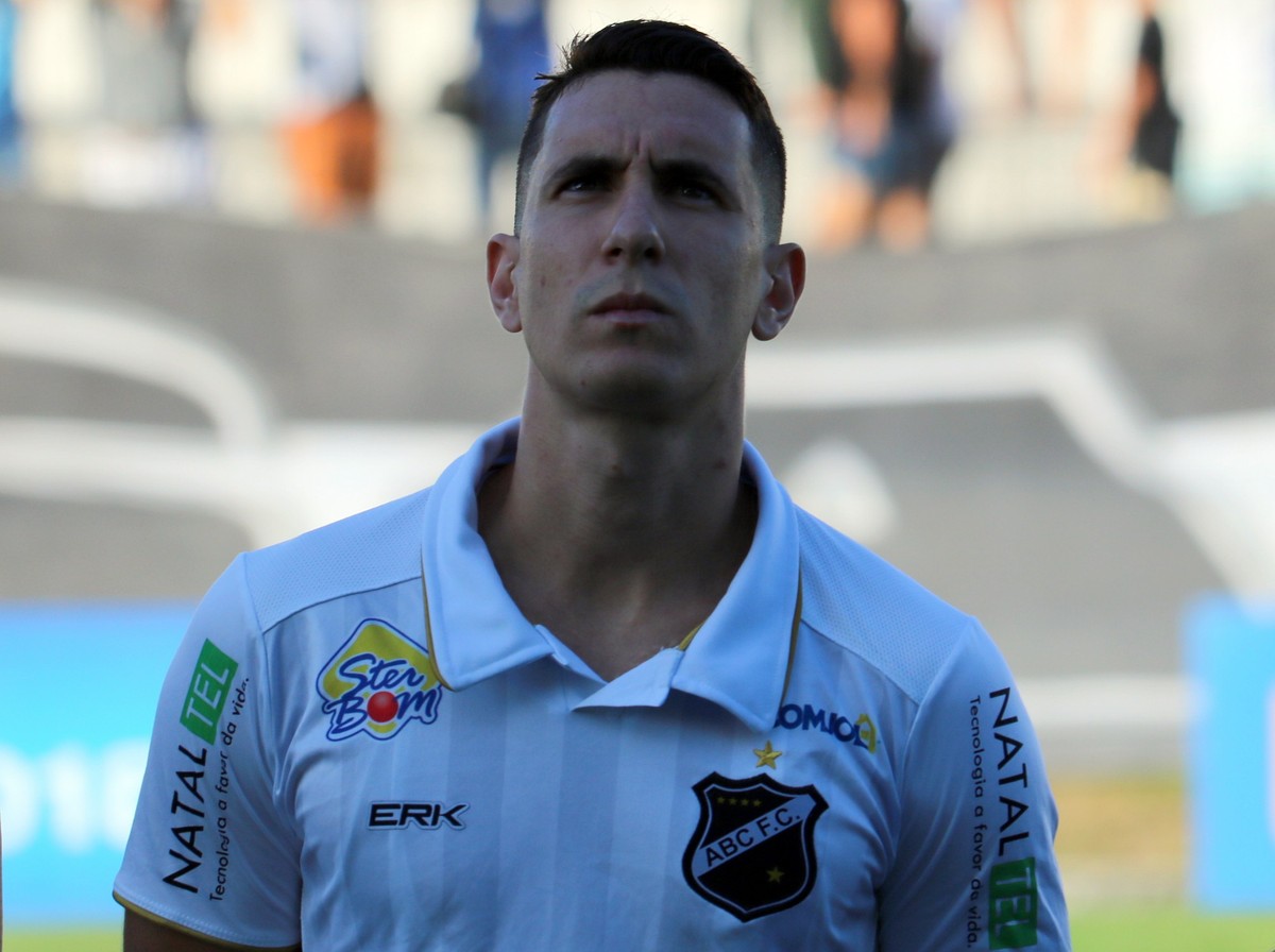 Destaque do ABC na Série C, meia Higor Leite acerta com o Londrina ...