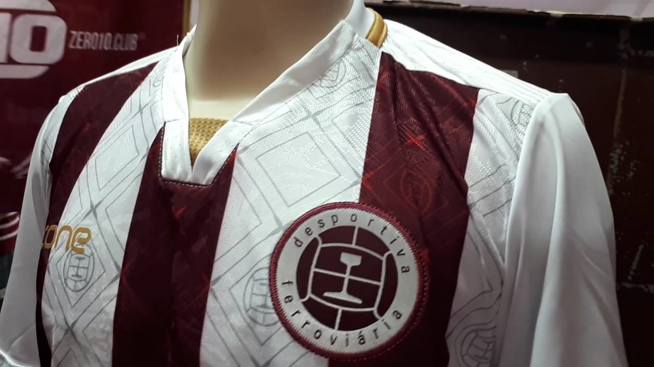 Desportiva Ferroviária lança novos uniformes e conta com vários ...