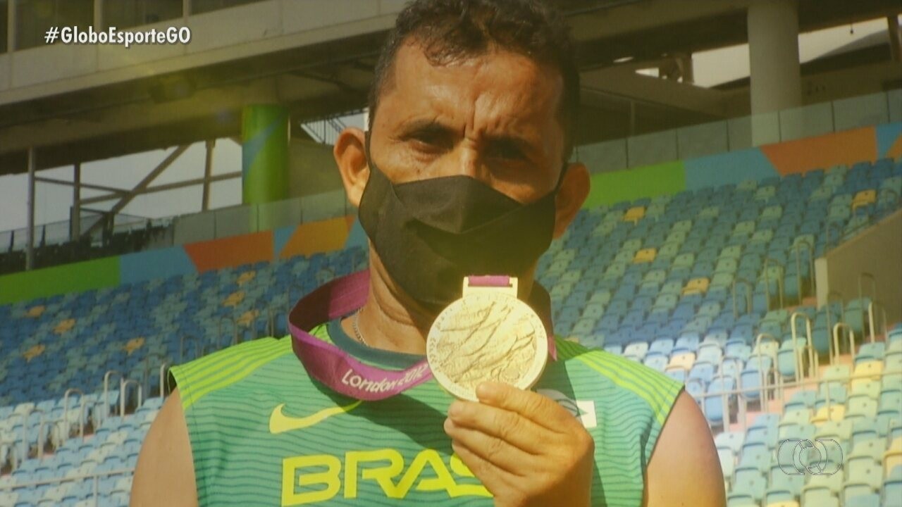 Campeão paralímpico em Londres-2012, Tito Sena cogita vender a medalha ...