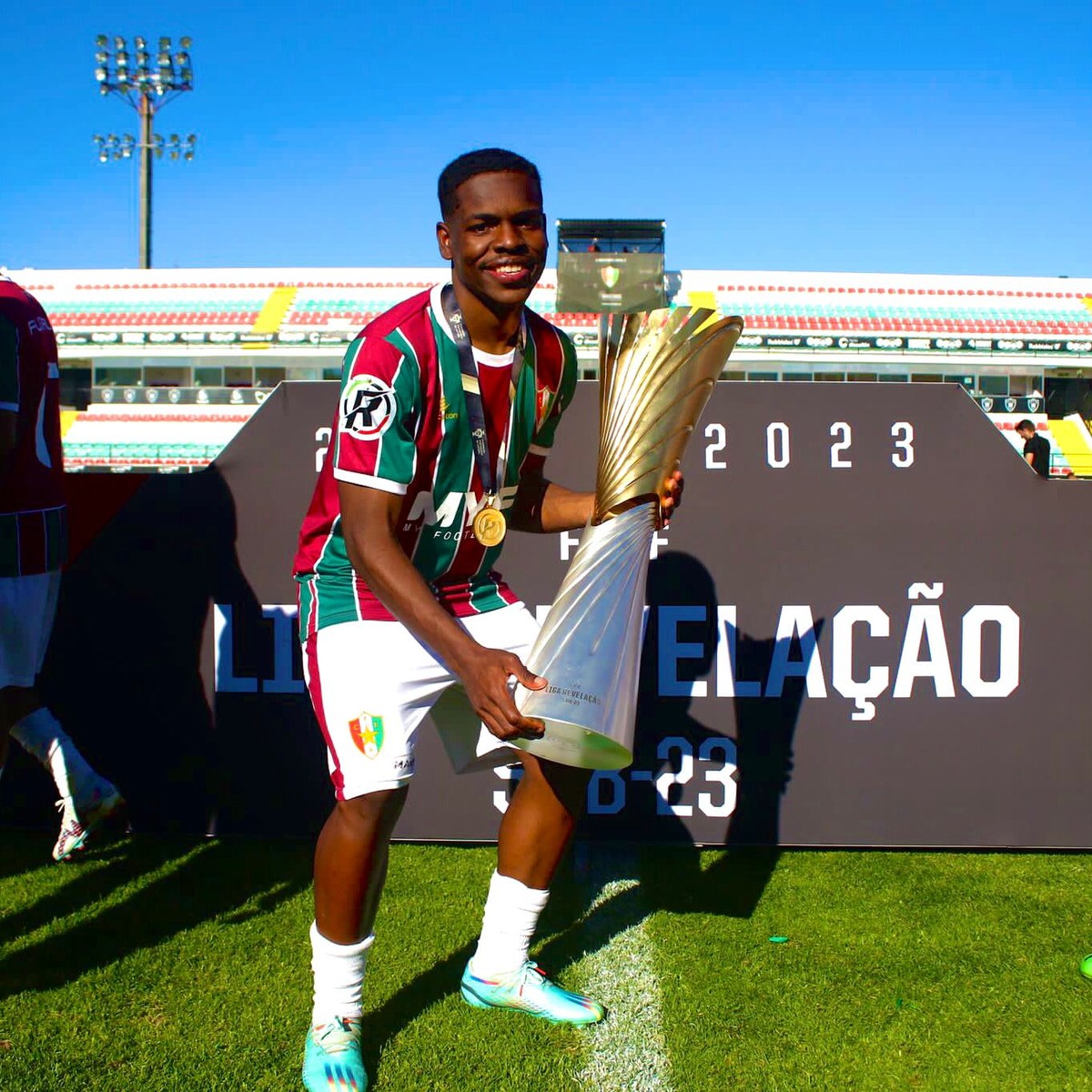 Brenner Lucas celebra título em primeira temporada na Europa: "Foi ...