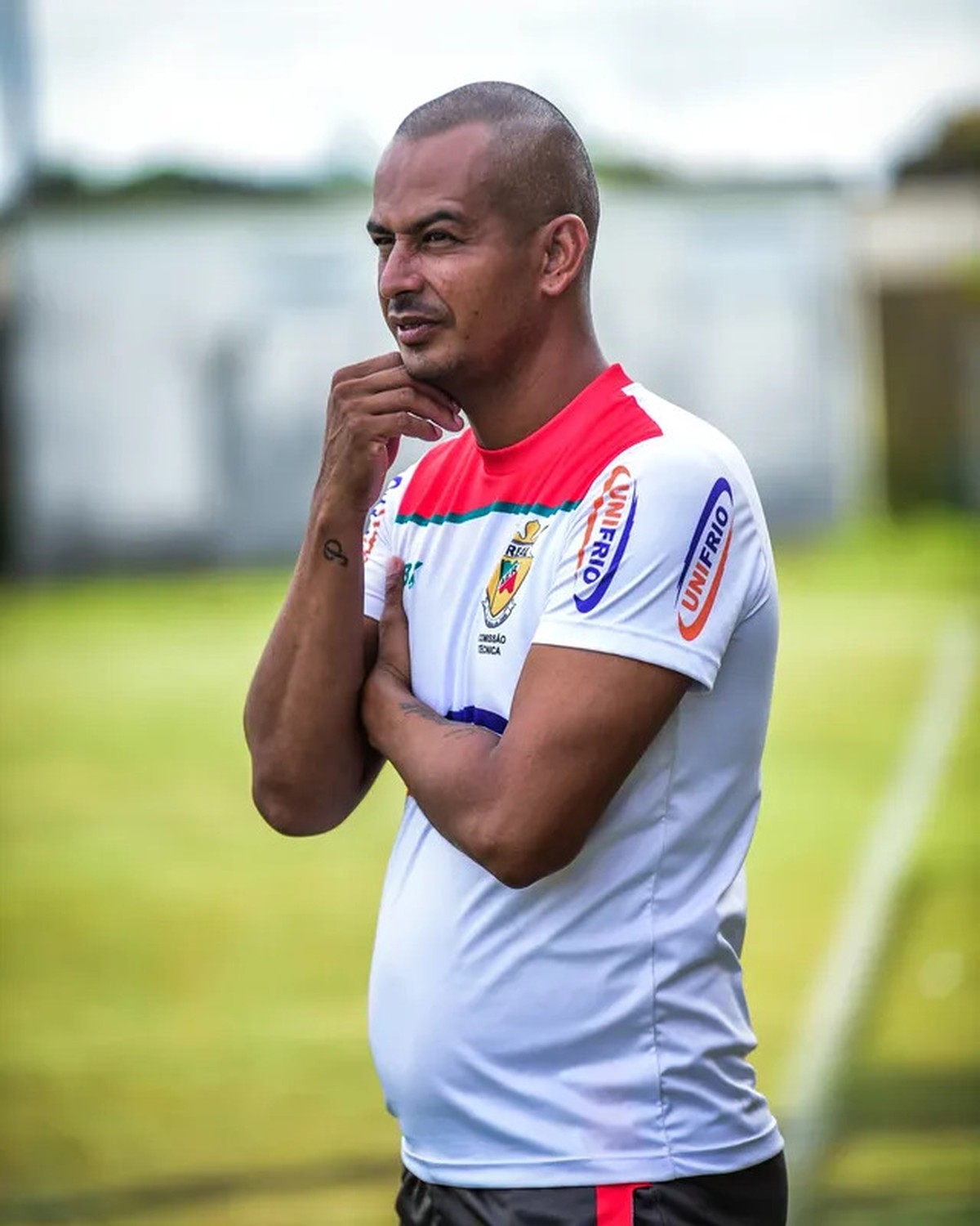 Ex-técnico da Associação Esportiva Real, Alison Menezes é contratado ...