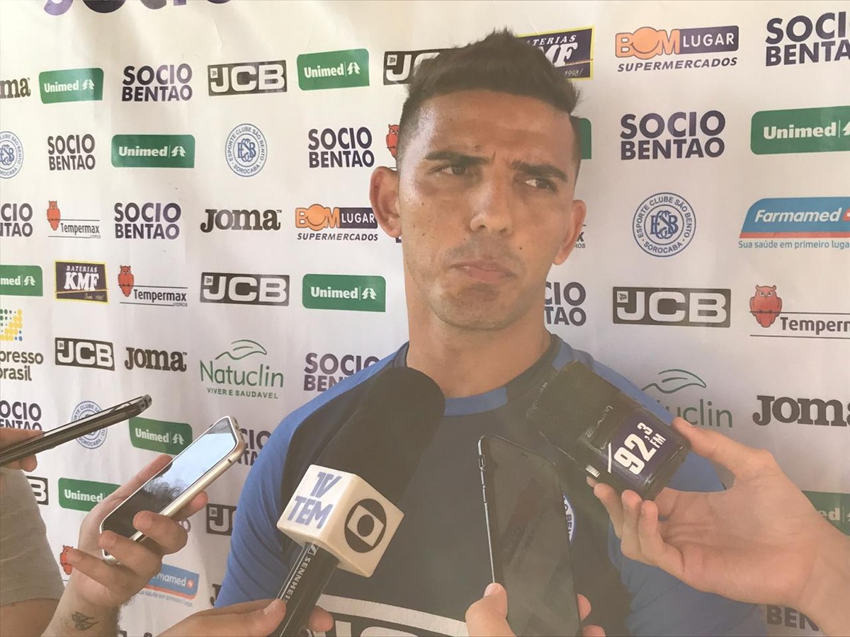 Elton admite ansiedade por estreia e revela clima no São Bento ...