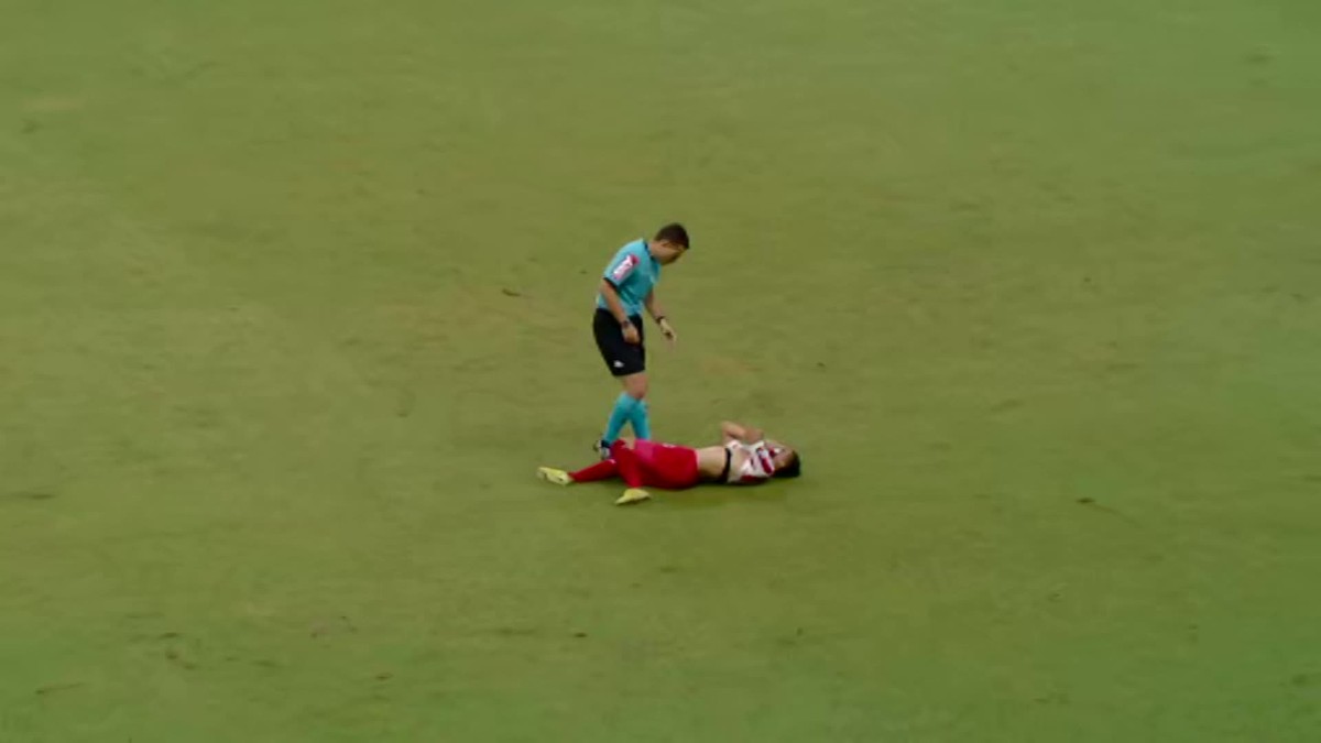 Kayon sofre ruptura no ligamento do joelho direito e desfalca Náutico ...