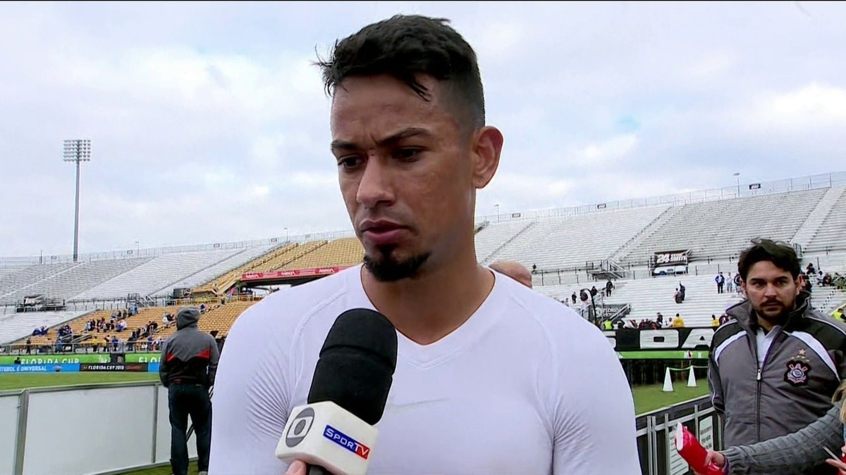 Lucca tem primeira chance no Corinthians e reafirma a vontade de ficar | Ge