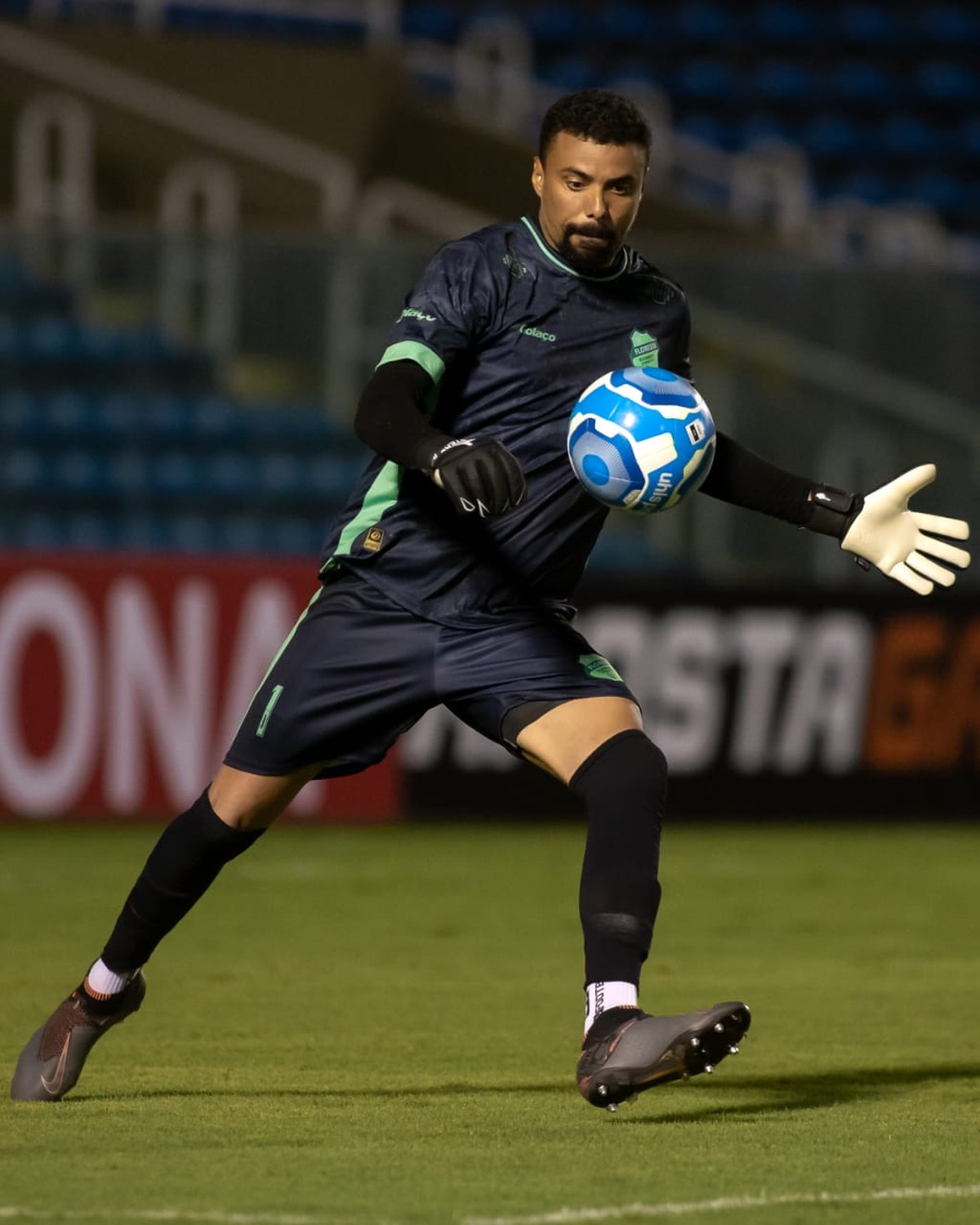 Goleiro Zé Carlos mostra confiança com o Floresta para a Série C