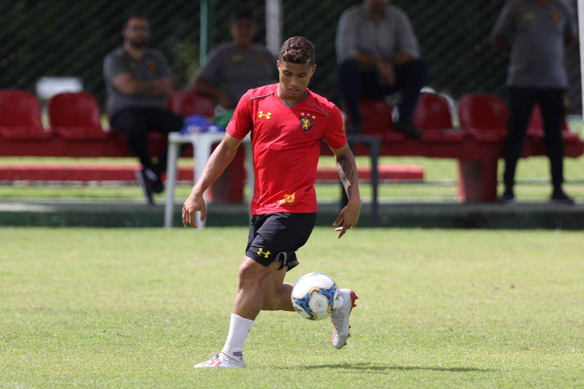 Após primeiro gol oficial, Yan projeta crescimento no Sport | sport | ge