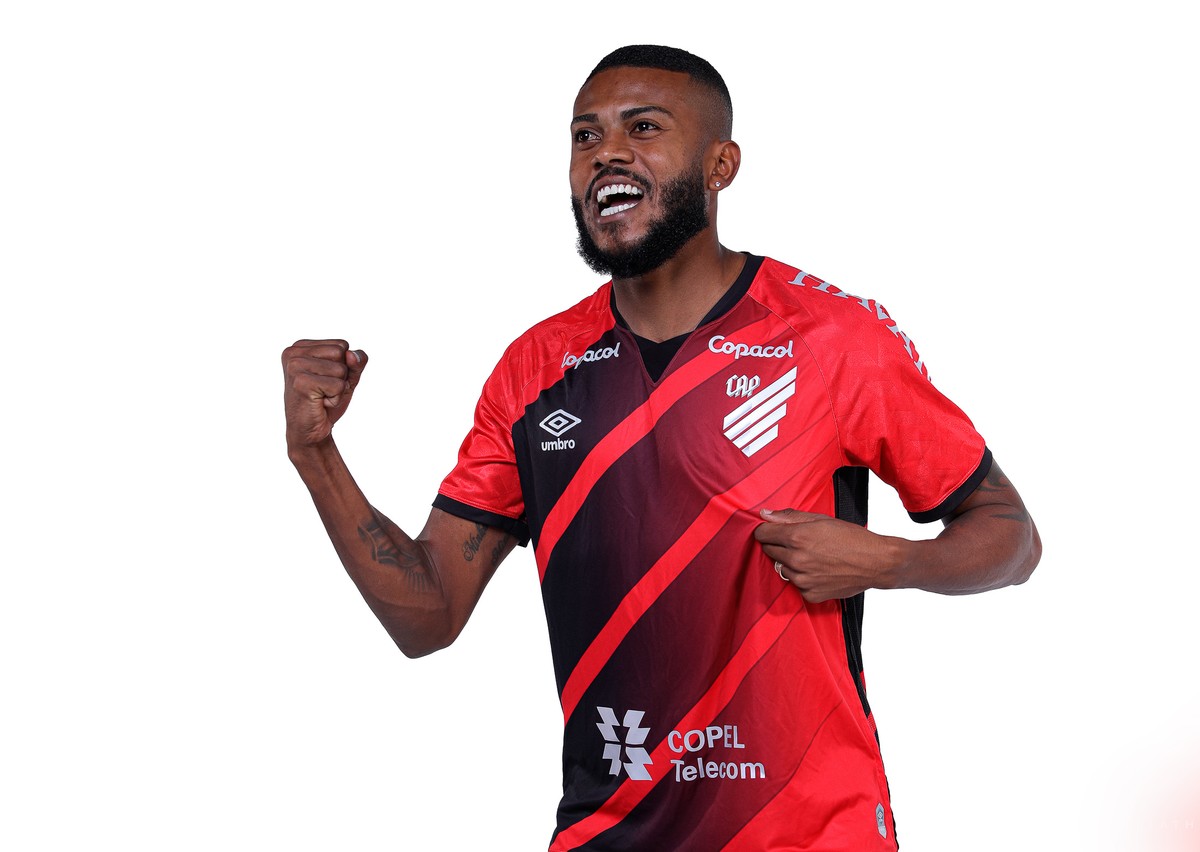 Marcelo Cirino é anunciado pelo Athletico e comemora terceira passagem ...