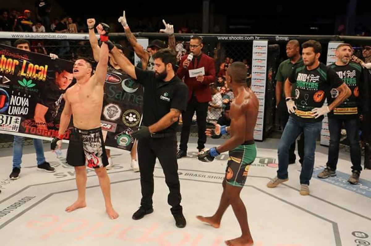 Fernando Tourinho encara rival caseiro de olho no cinturão dos galos de ...