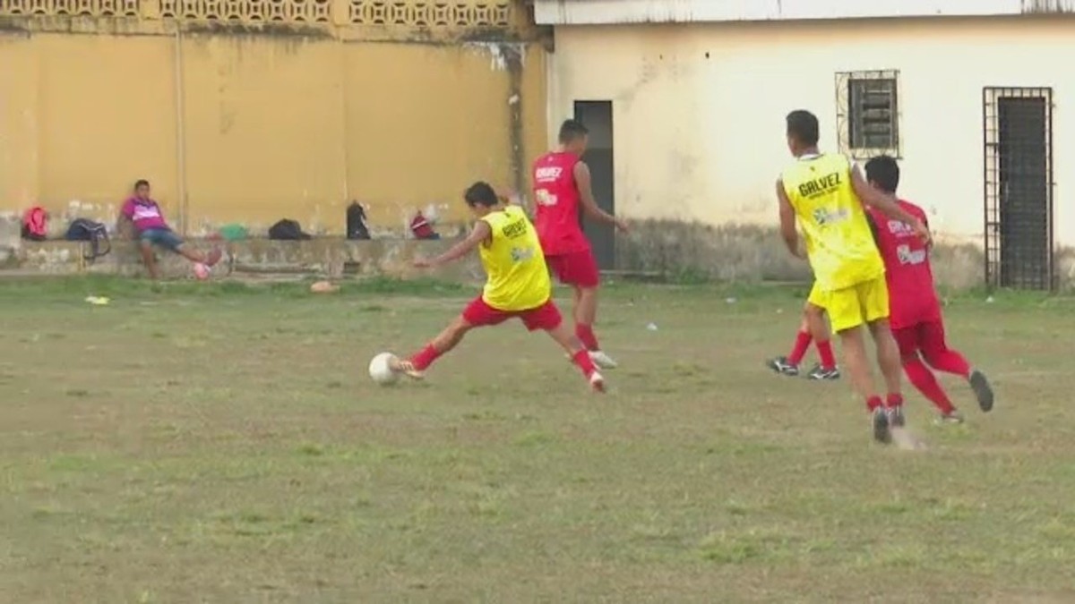 Galvez levará apenas 25 dos 32 atletas para a Copa São Paulo de futebol ...