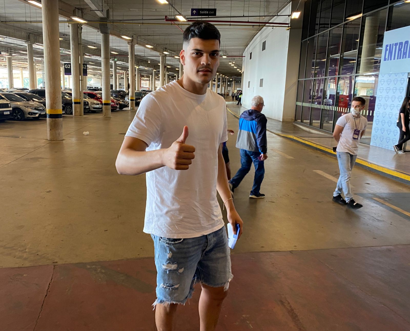 Carille descarta Grohe e coloca Gabriel Brazão como opção para goleiro ...