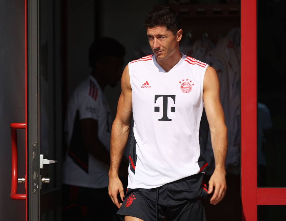 Bayern de Munique anuncia a saída de Lewandowski para o Barcelona ...