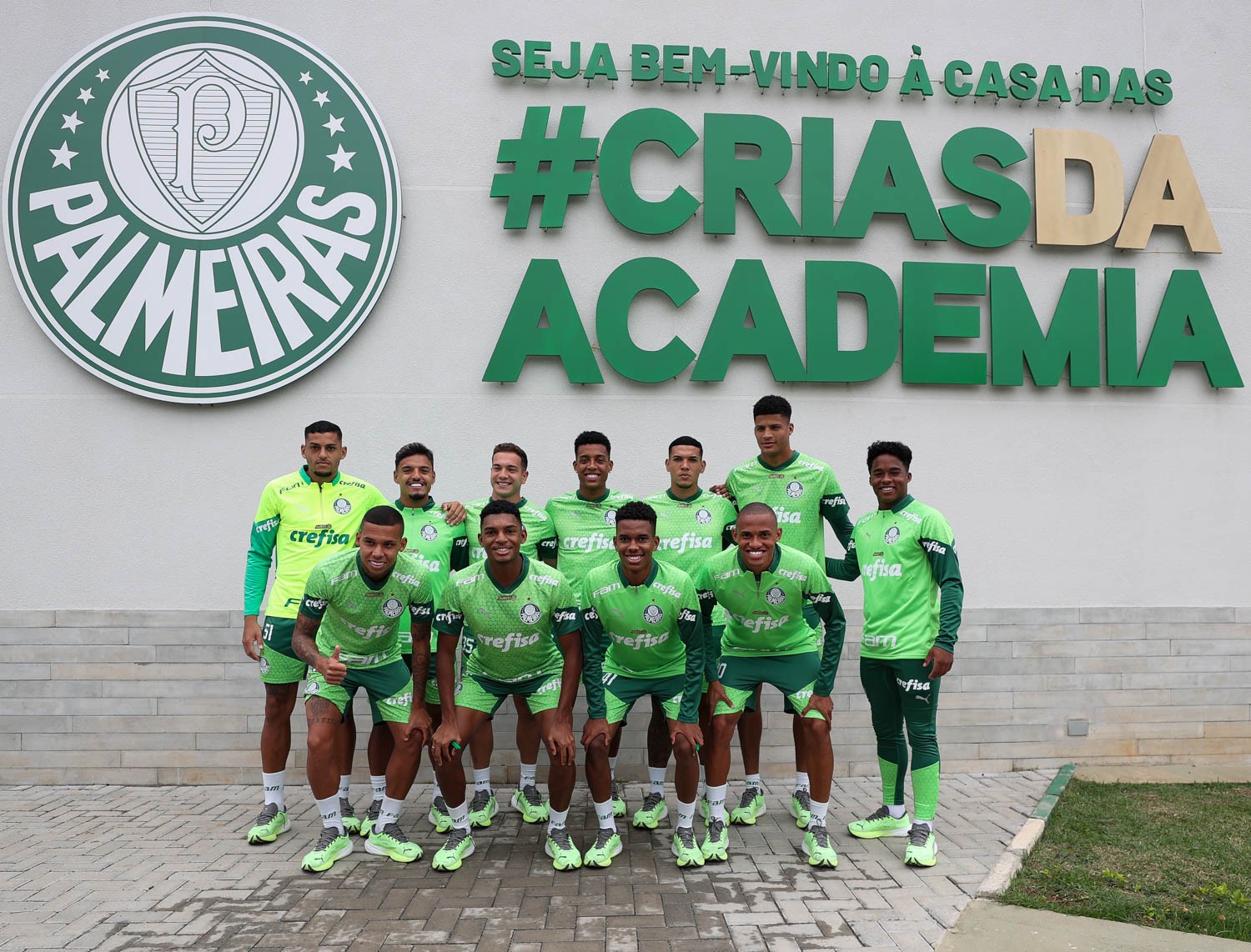 Abel lança 27 jogadores da base em quatro anos e prepara mais duas ...