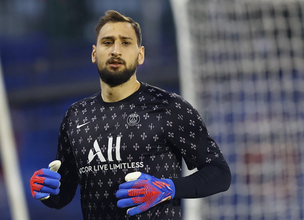 Depois de Navas, Donnarumma também espera fim do rodízio no gol do PSG ...