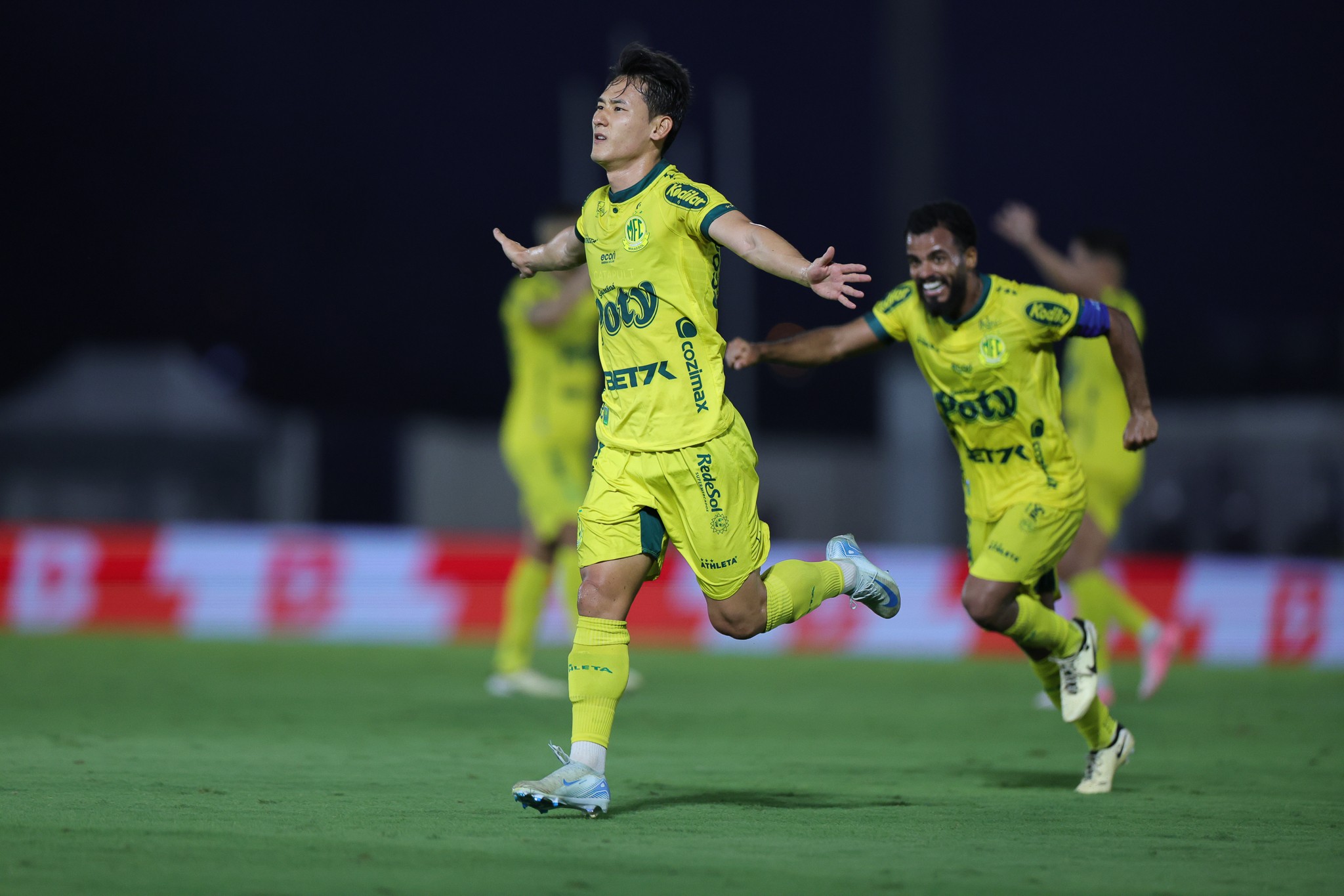 Chico Kim renova com o Mirassol por mais uma temporada | Ge