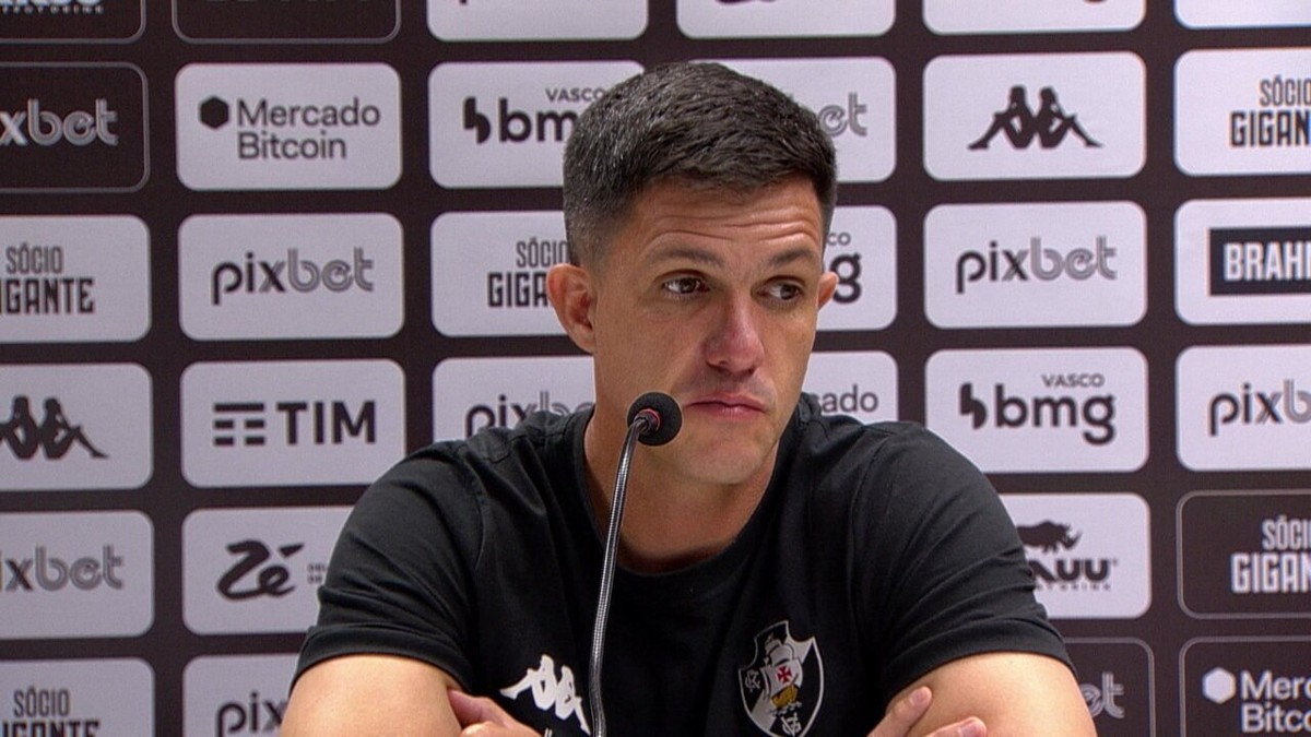Fechados com Barbieri: treinador ganha apoio no Vasco e tem missão de ...